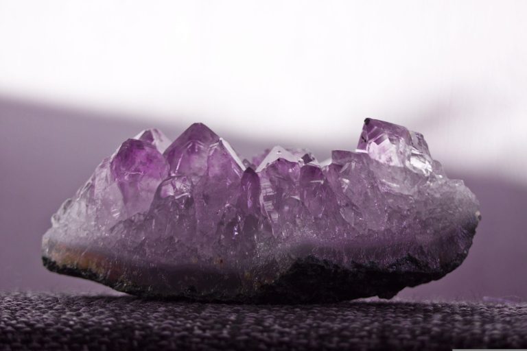 Real vs Fake Amethyst: The Ultimate Guide to Spotting the Difference ...